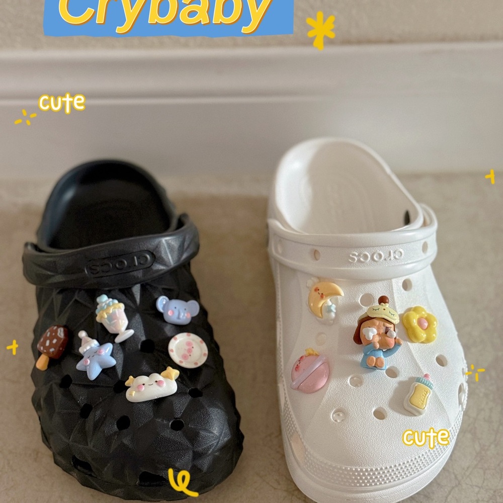 CROCS Charms Crybaby Pop Mart - Gem